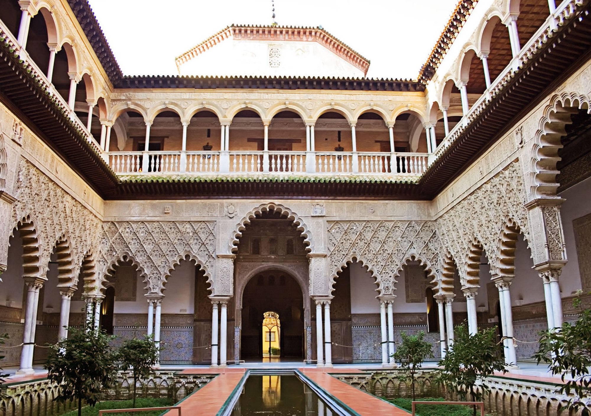 Visita guiada a monumental al Interior del Real Alcázar de Sevilla ...